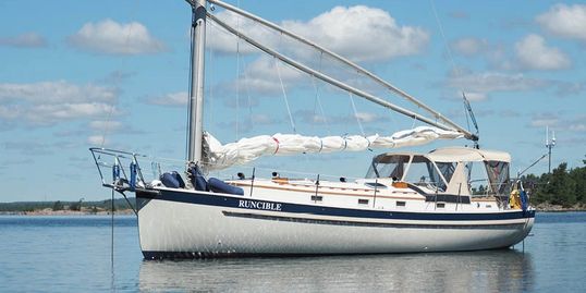SAILBOATS | BREEZEWAY YACHTS