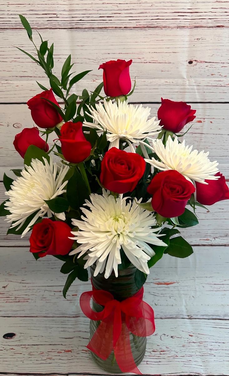 AF-35 Red Roses with Fuji Mums