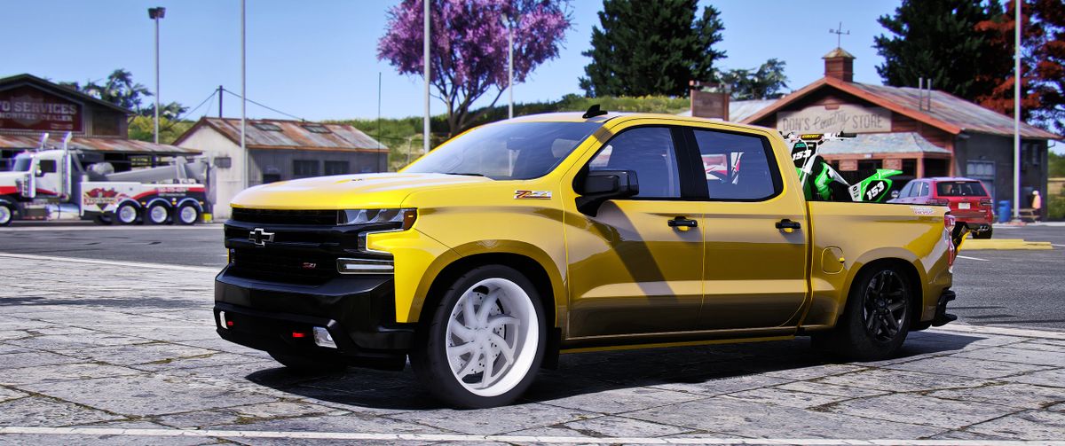 Chevy Silverado 2020 With Bikes [Slider] [5 Seater]