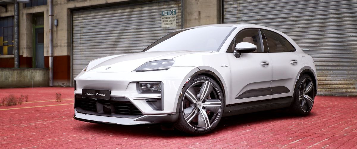 Porsche Macan Turbo 2025 [Animated Spoiler]