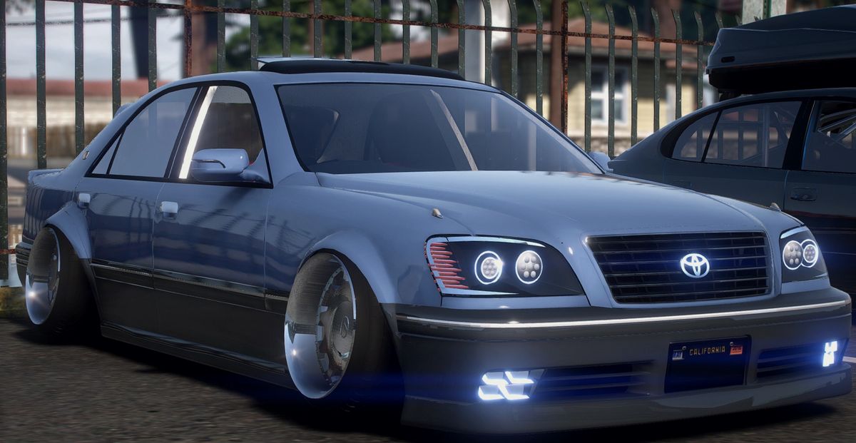 Toyota LS400 Gladiator