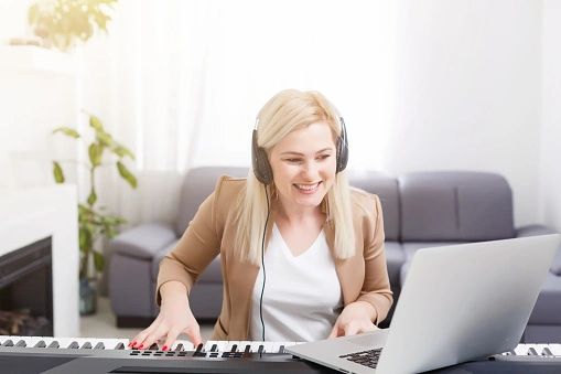 Adult Piano Lessons Online