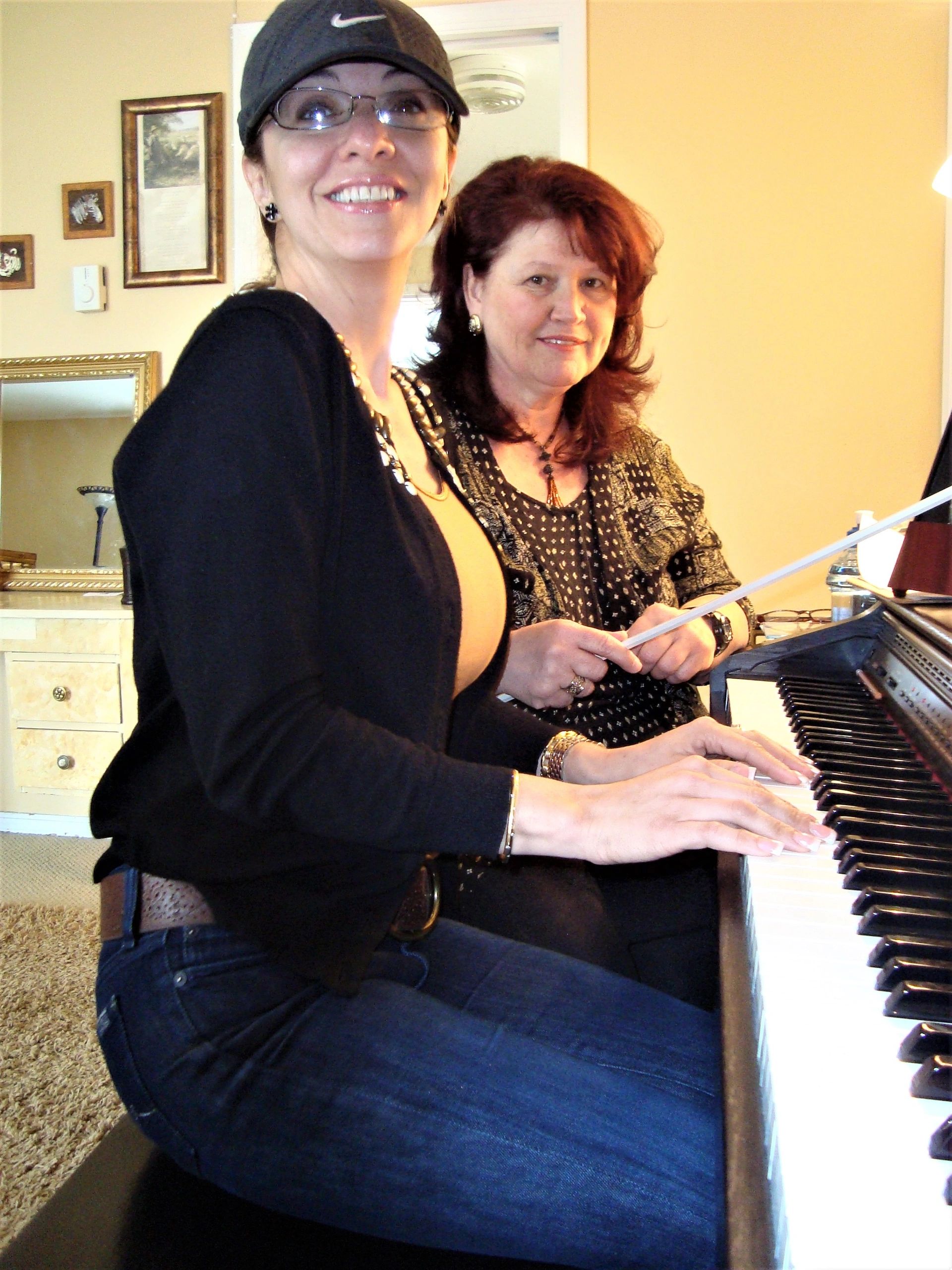 Piano lesson for Adults and Seniors