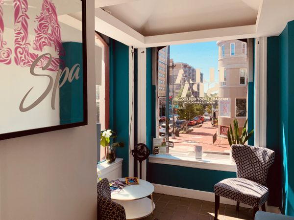 Illa Spa - Massage, Body Massage, Facial, Microdermabrasion