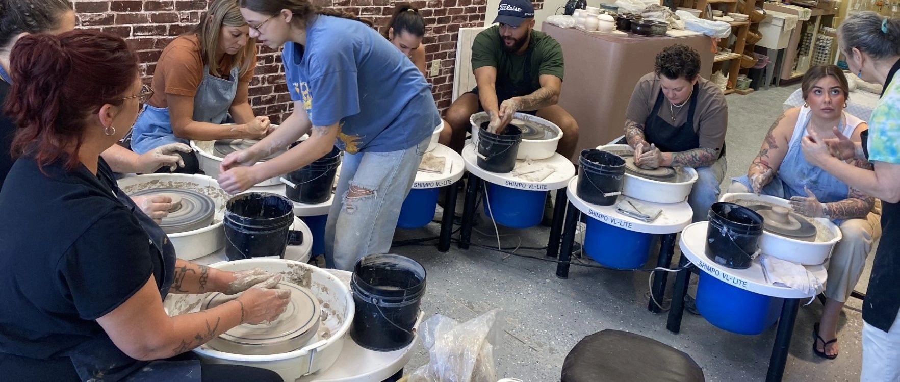 Pottery on the wheel semi-private class