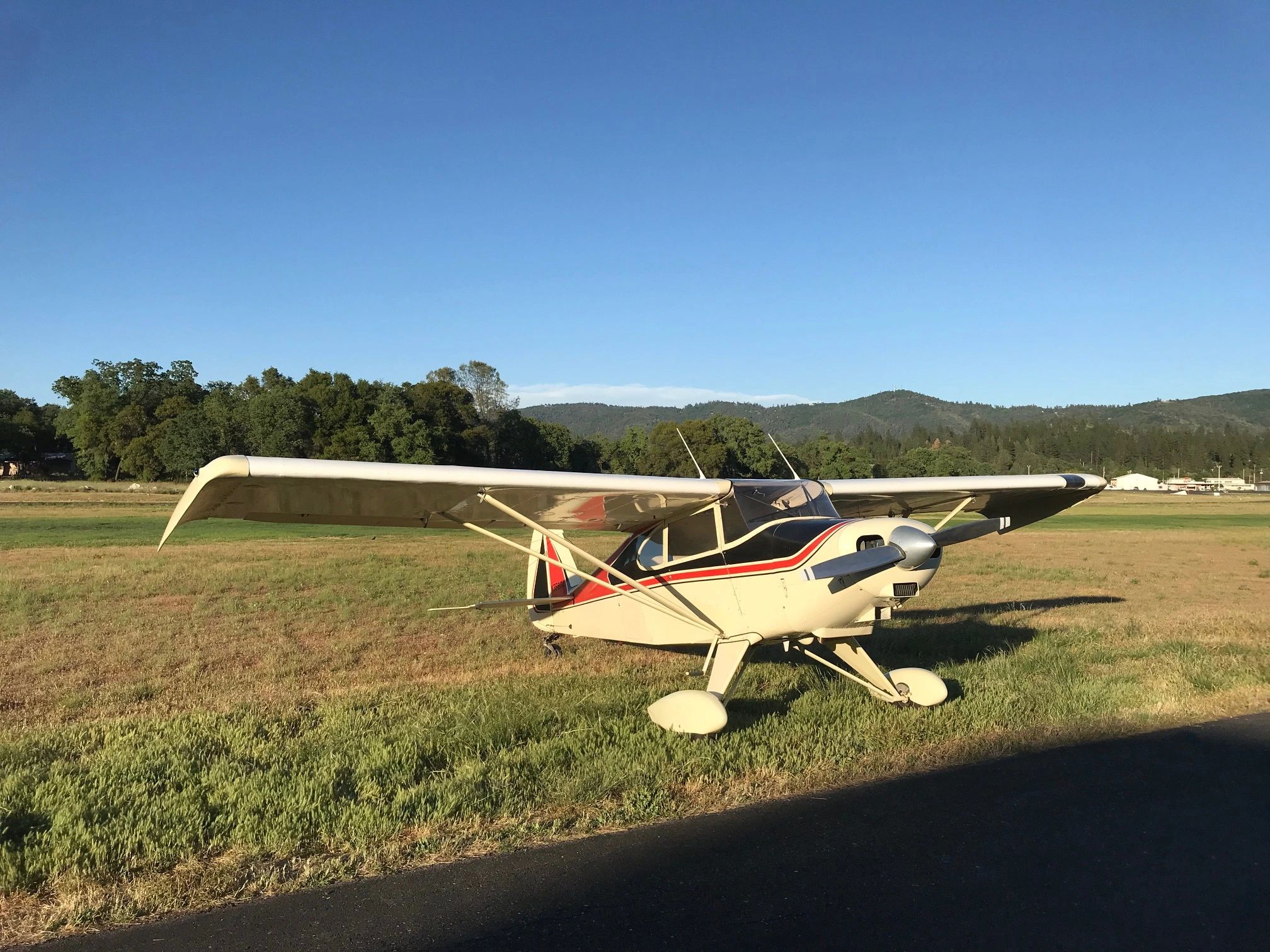 Columbia Flying Club. Aircraft Training & Rental
