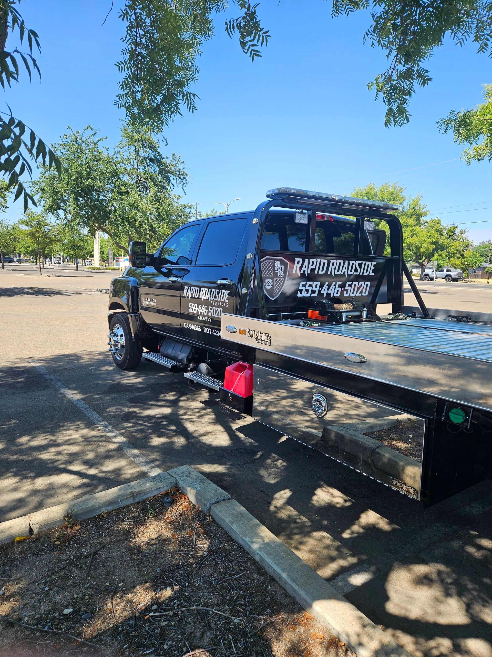 24 Hour Roadside Assistance and Tow Service