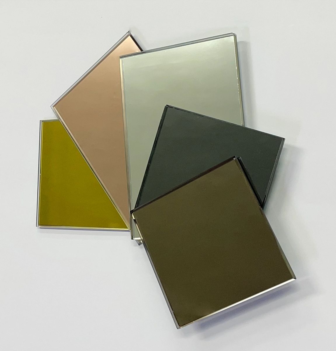 Clear & Colors Mirror