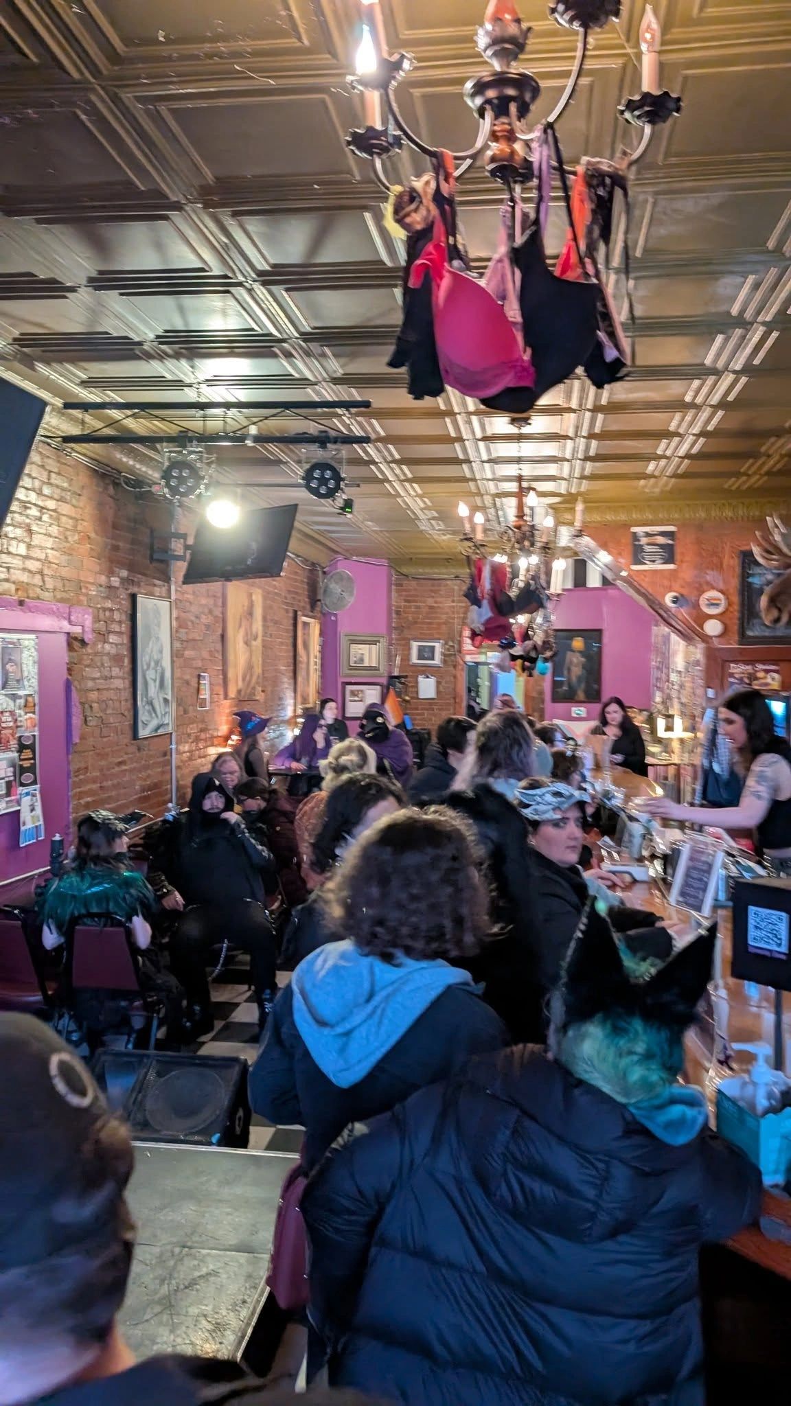 Grrl’s Pinup Joint: Columbus’s First Burlesque Bar
