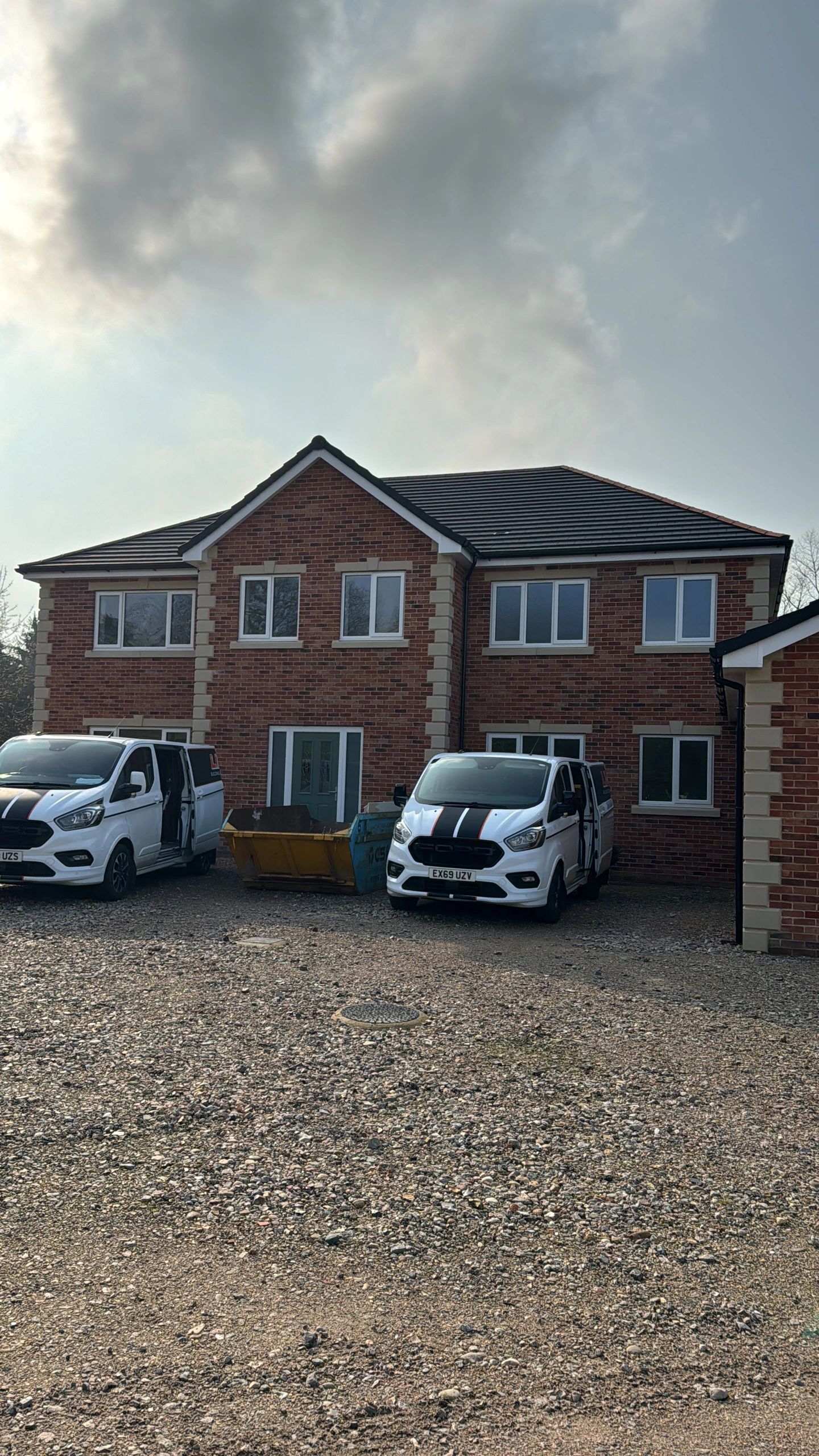 LING BUILDING CONTRACTORS