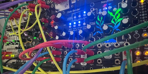 Modular synth cables, Eurorack, CV, Gate, Patch | RAKT Audio