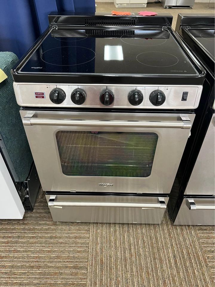 Whirlpool NEW 24 Inch Freestanding Electric Range, Hot Oven Indicator ...