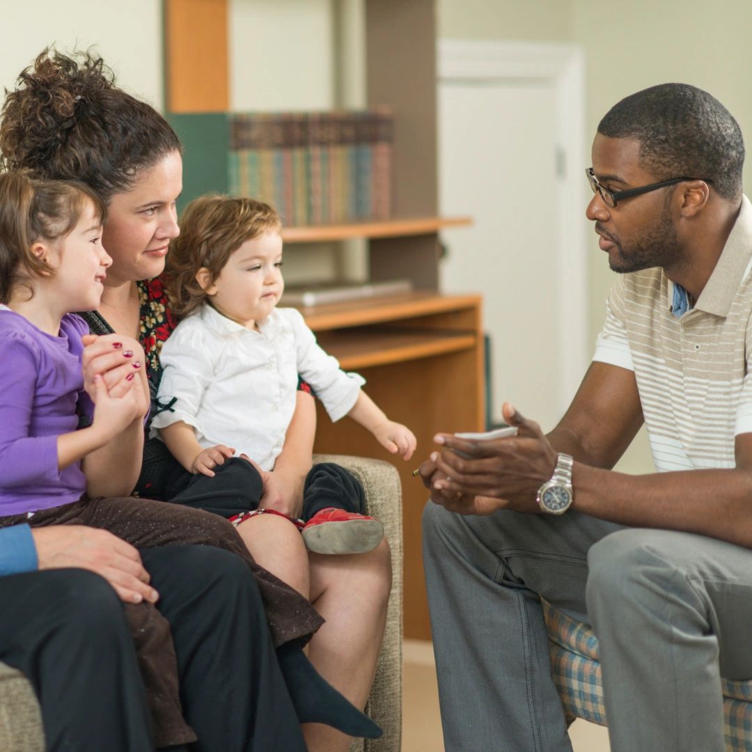 Making Therapy Accessible: The Importance of Evening Sessions!