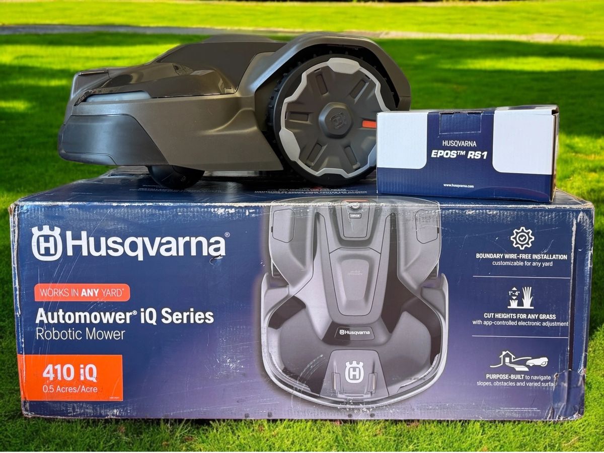 Husqvarna 410 iQ Automower EPOS 1/2 Acre