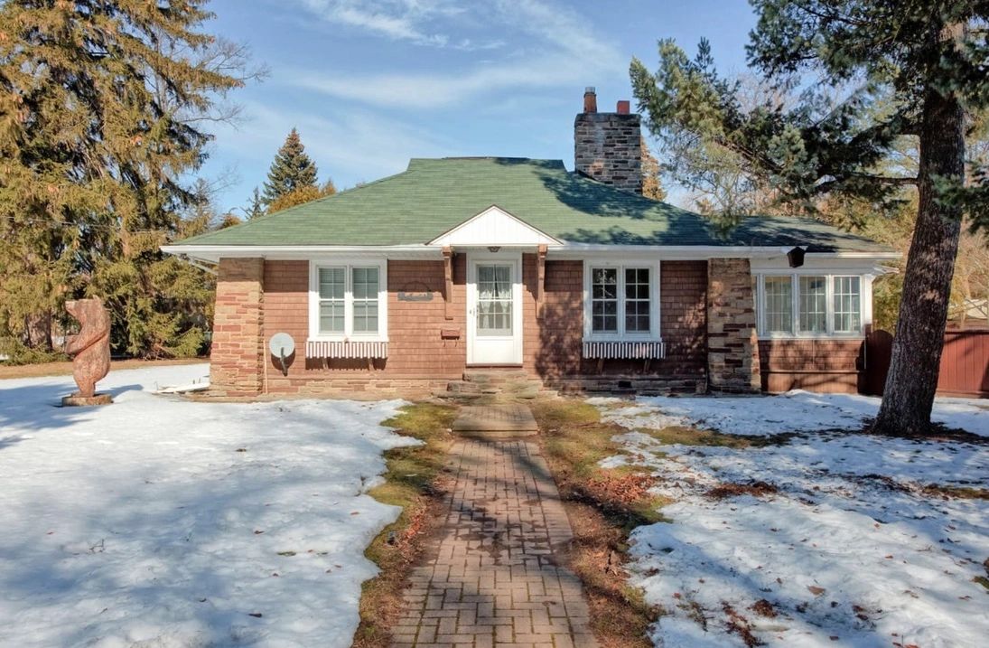Baillie Estate Gatehouse