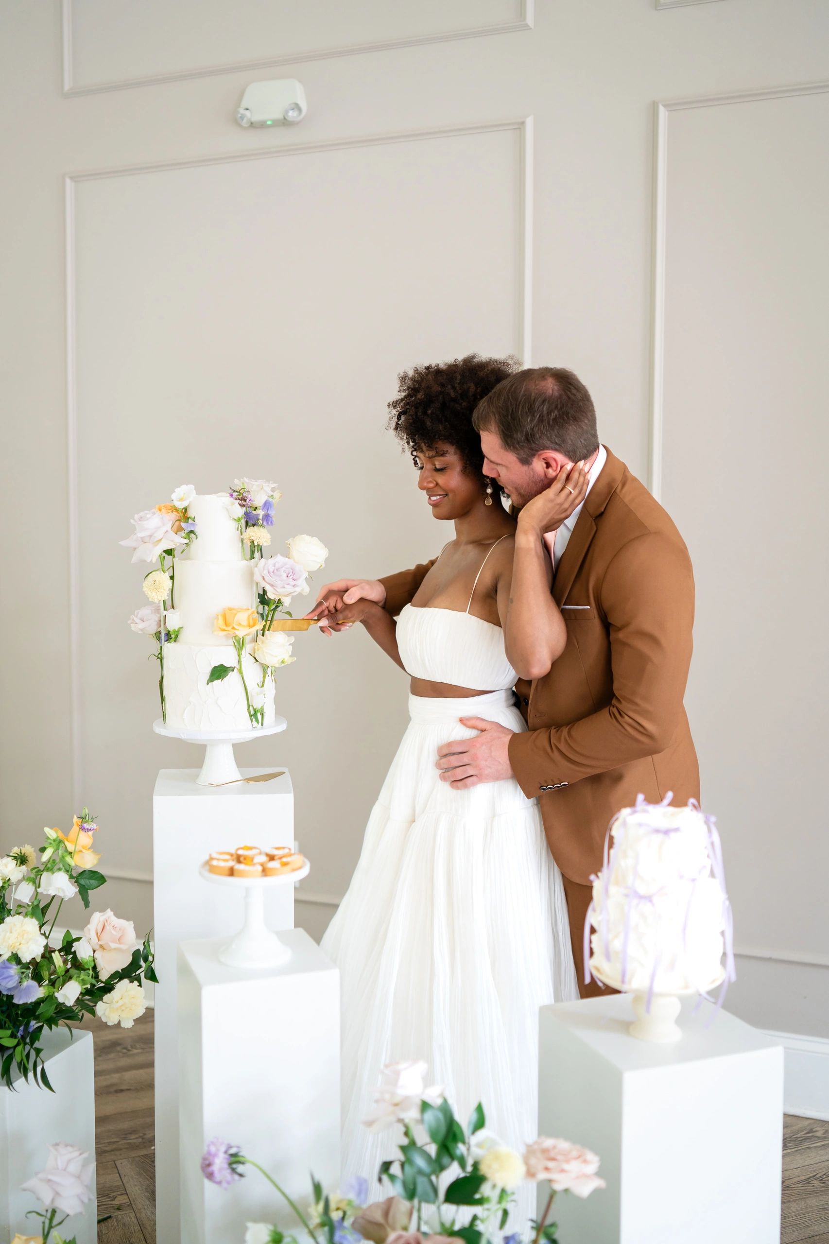 L.B’s Cakes & Creations - Custom Cakes, Birthday Cakes