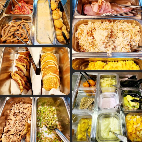 Dutchman's Diner - Buffet & Salad Bar & Menu Ordering, Food