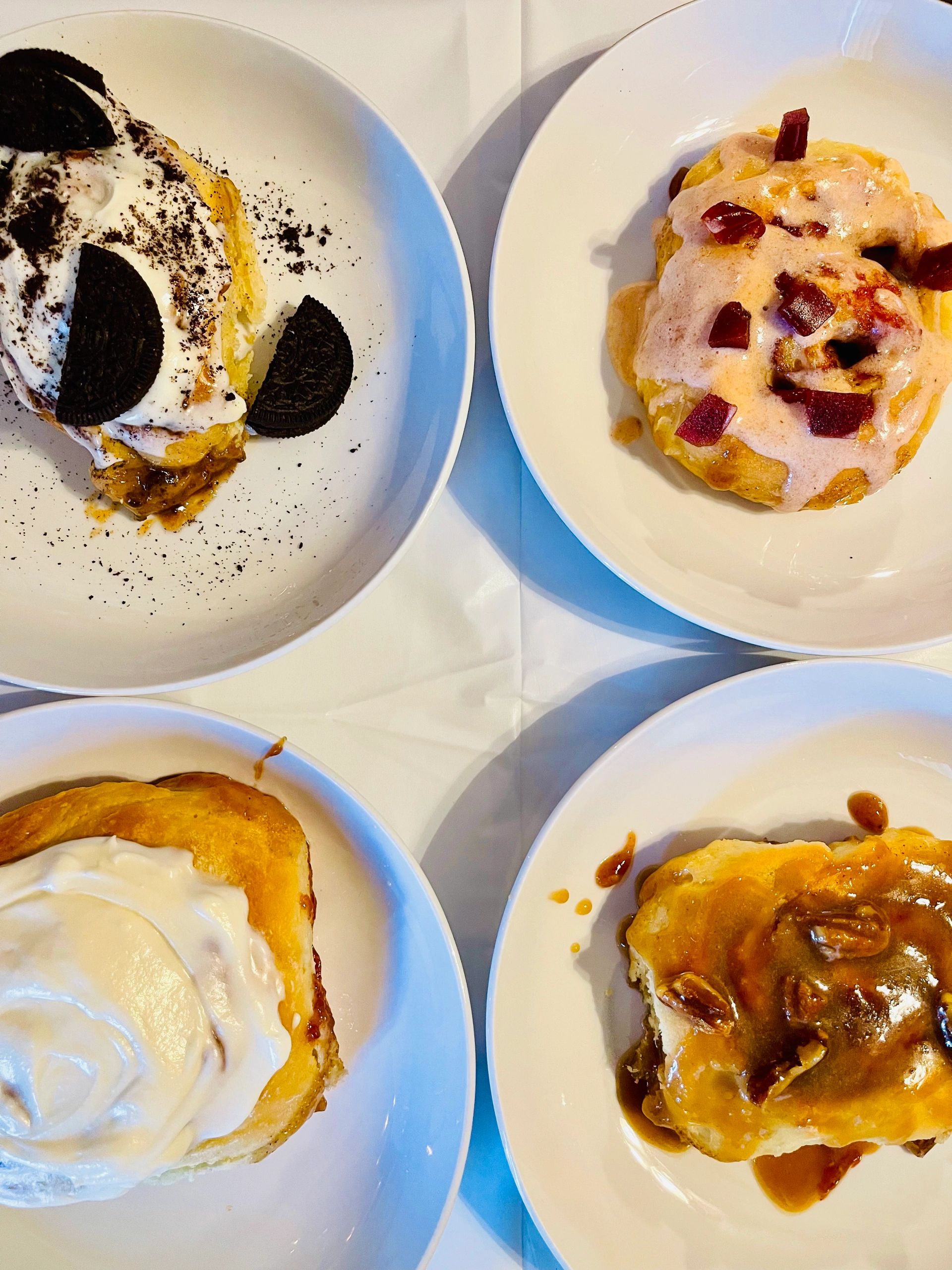 GOTTA ROLL Cinnamon Buns - Home