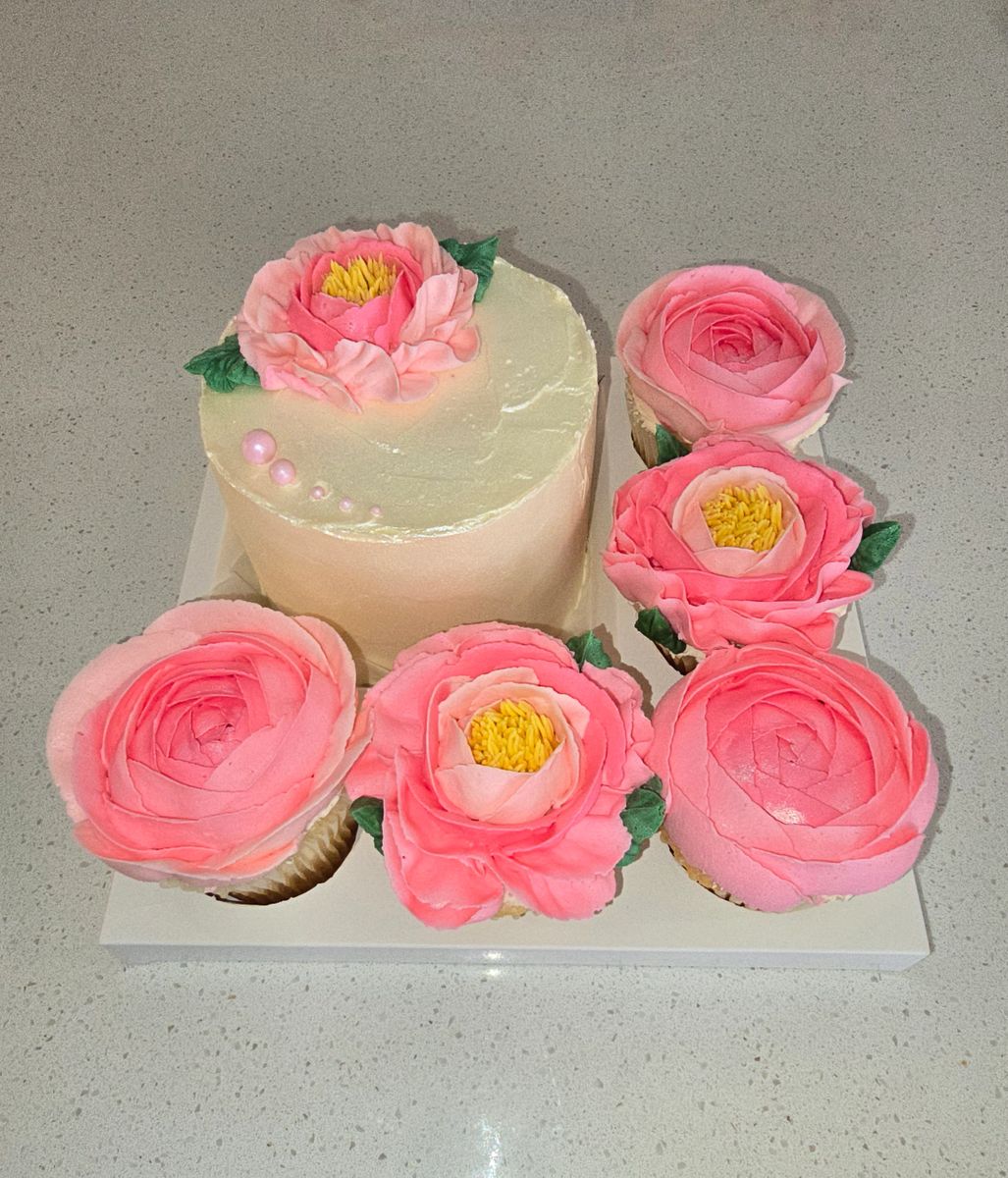 Mini Cake & Cupcake Combo Box