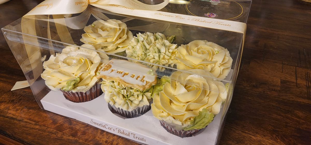 Deluxe Cupcake Boxes