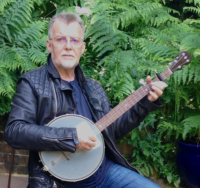 Musician, Writer & Storyteller | Dave Arthur