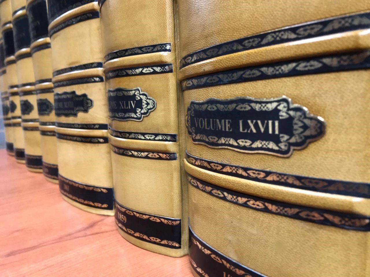 Ariadbookbinding - Bookbinding, Bespoke Binding, Book Restoration ...