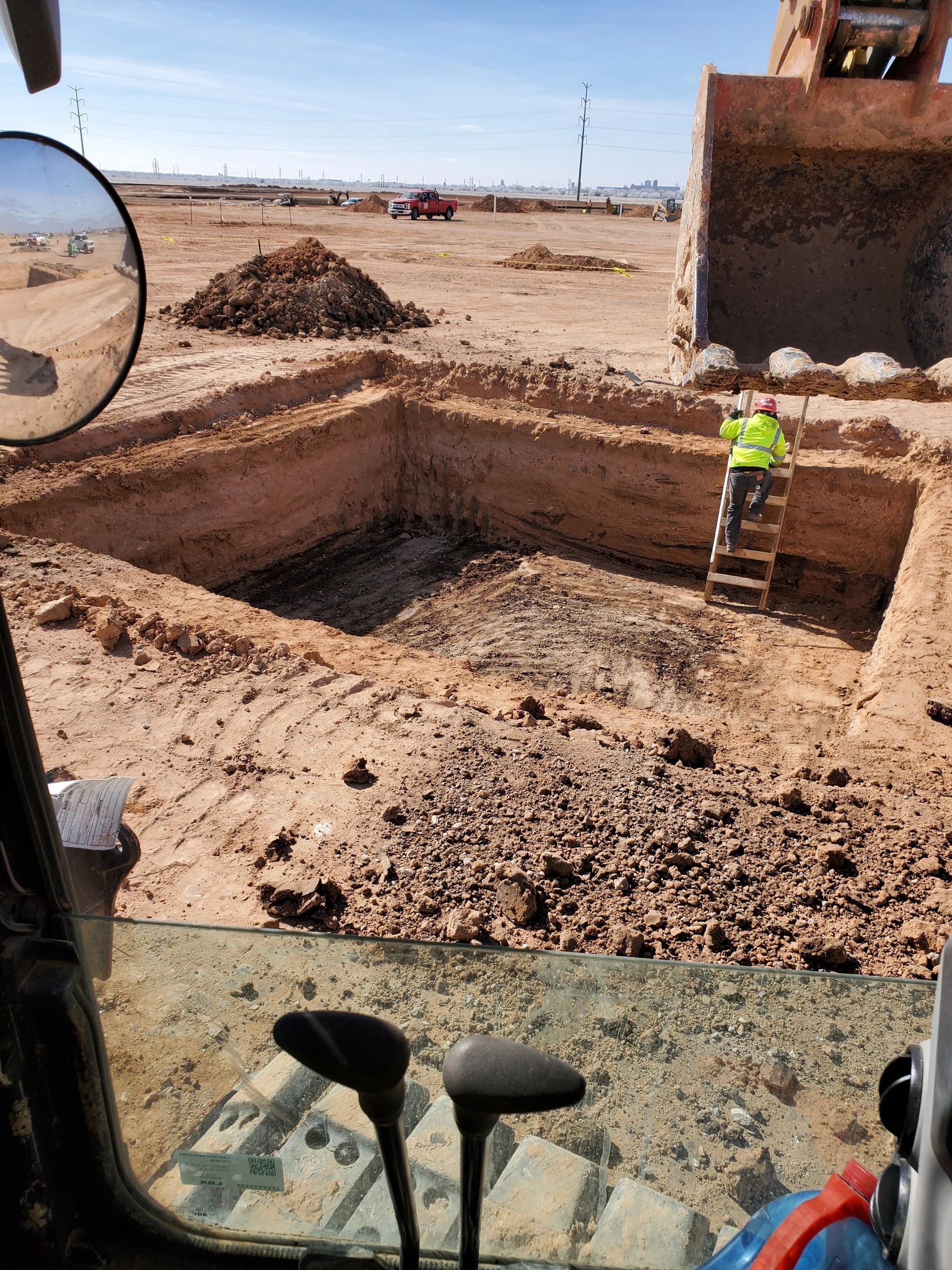 DSG Excavating - Excavator, Skidsteer, Grading, Leveling