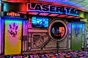 Lazer X | Country Club Lanes