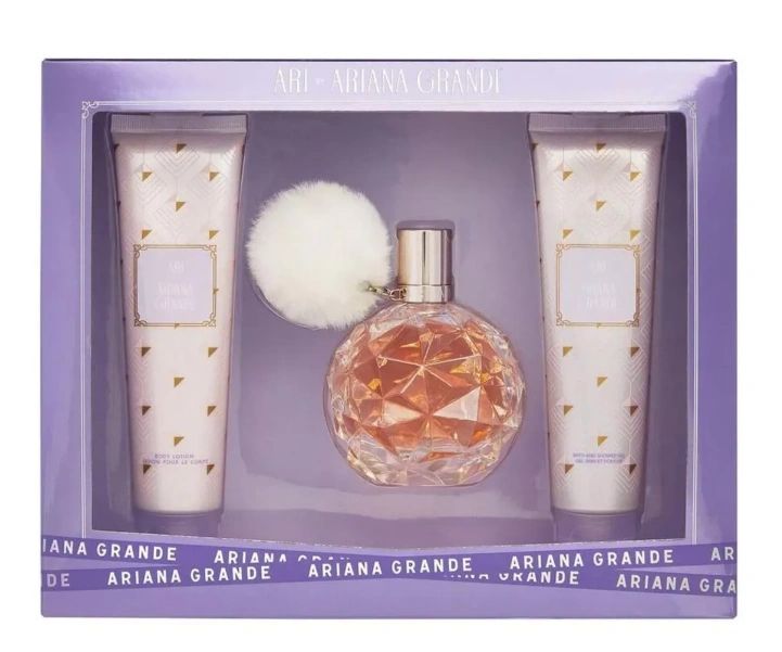 SET ARI ARIANA GRANDE