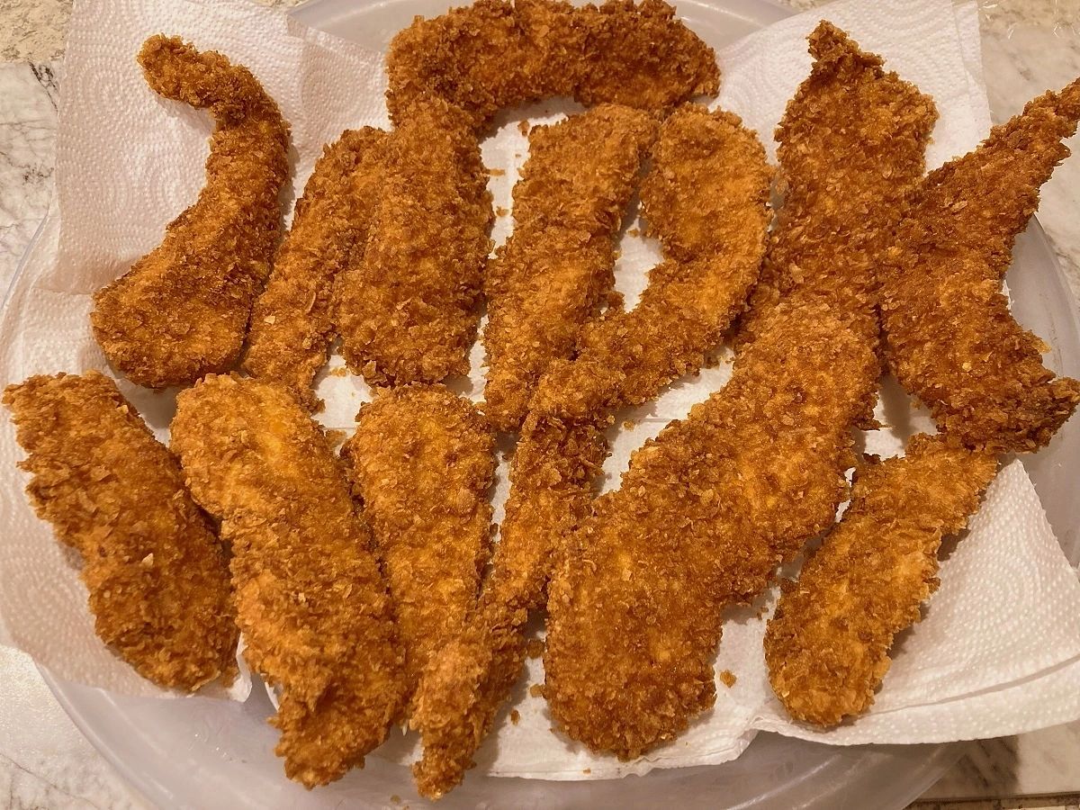 Extra Crispy Corn Flake Fried Chicken - moist, crunchy, and tasty