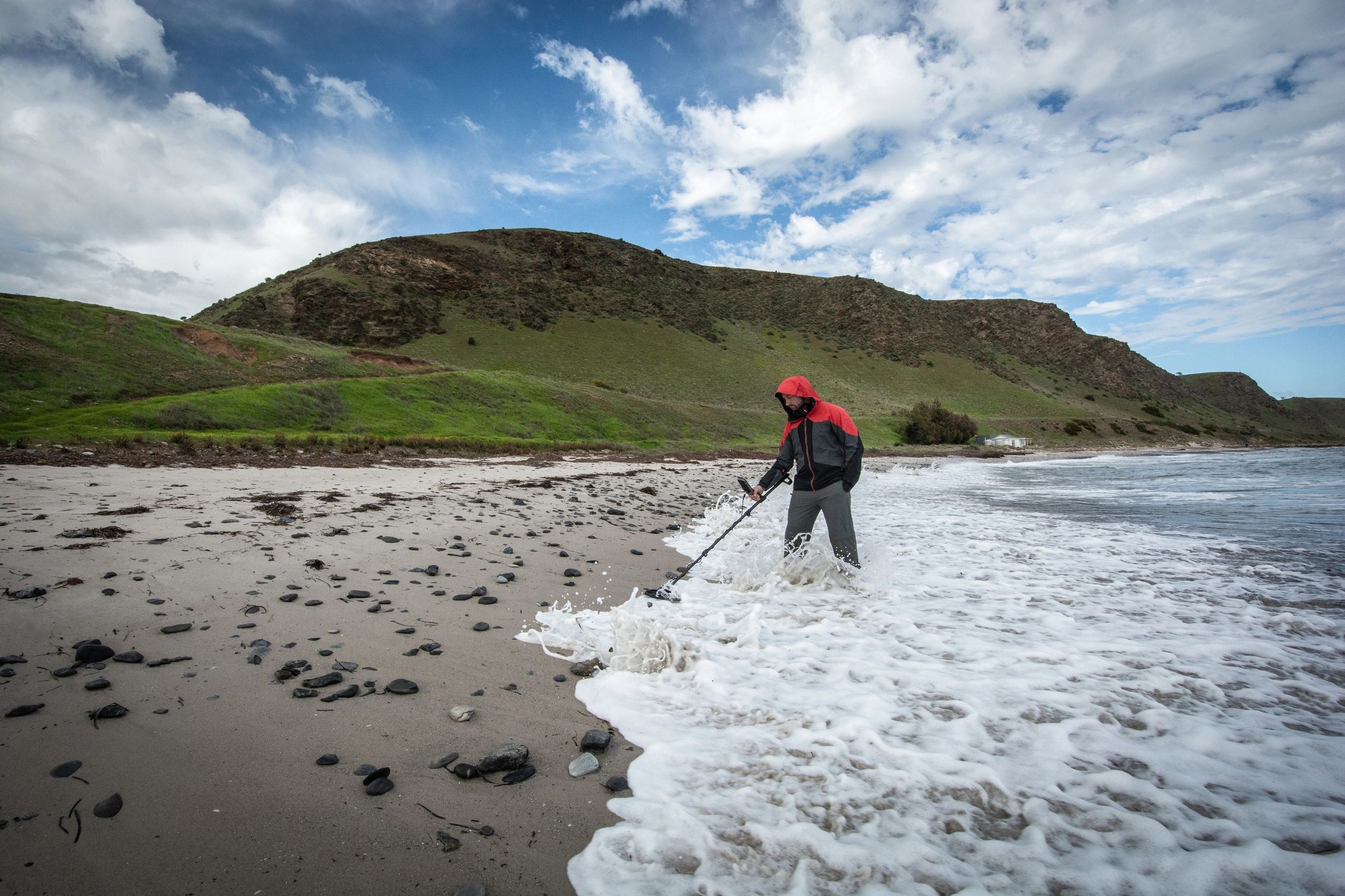 Beach Metal Detecting Tips