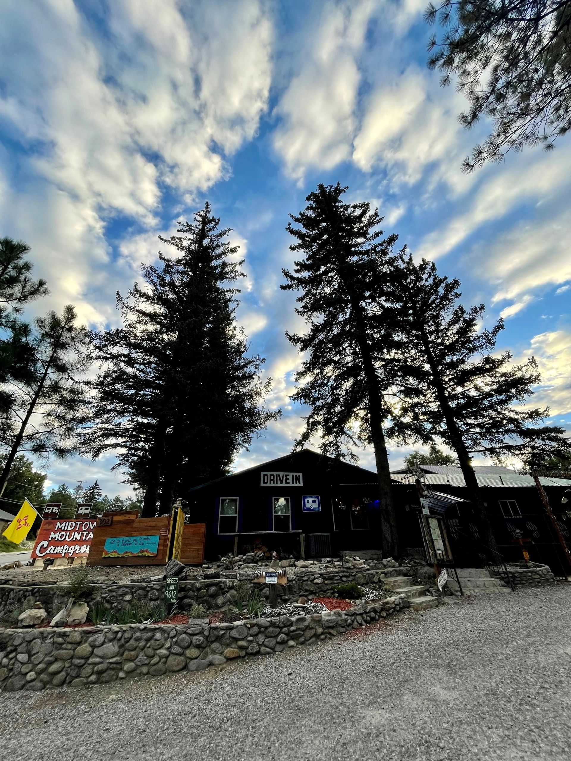 RV Park - Midtown Mountain Campground and RV Park