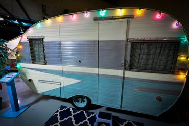 Lone Star Glamp Inn - Retreat Center, Hotel, Lodging | Lone Star Glamp Inn