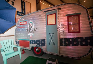 Lone Star Glamp Inn - Retreat Center, Hotel, Lodging | Lone Star Glamp Inn