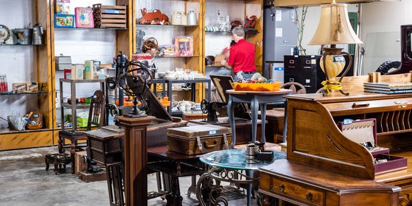 Services | Aurora Country Auction