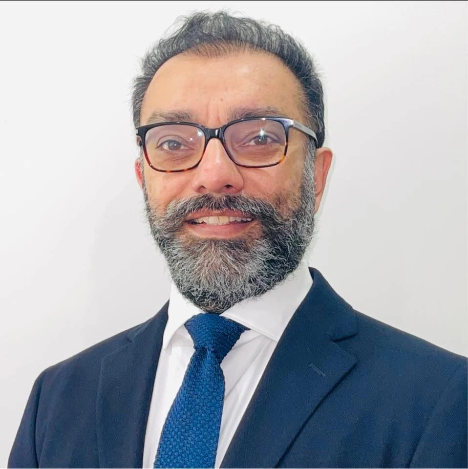 Dr. Manav Nayyar
