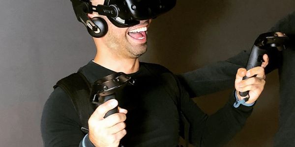 VR Gaming Hub