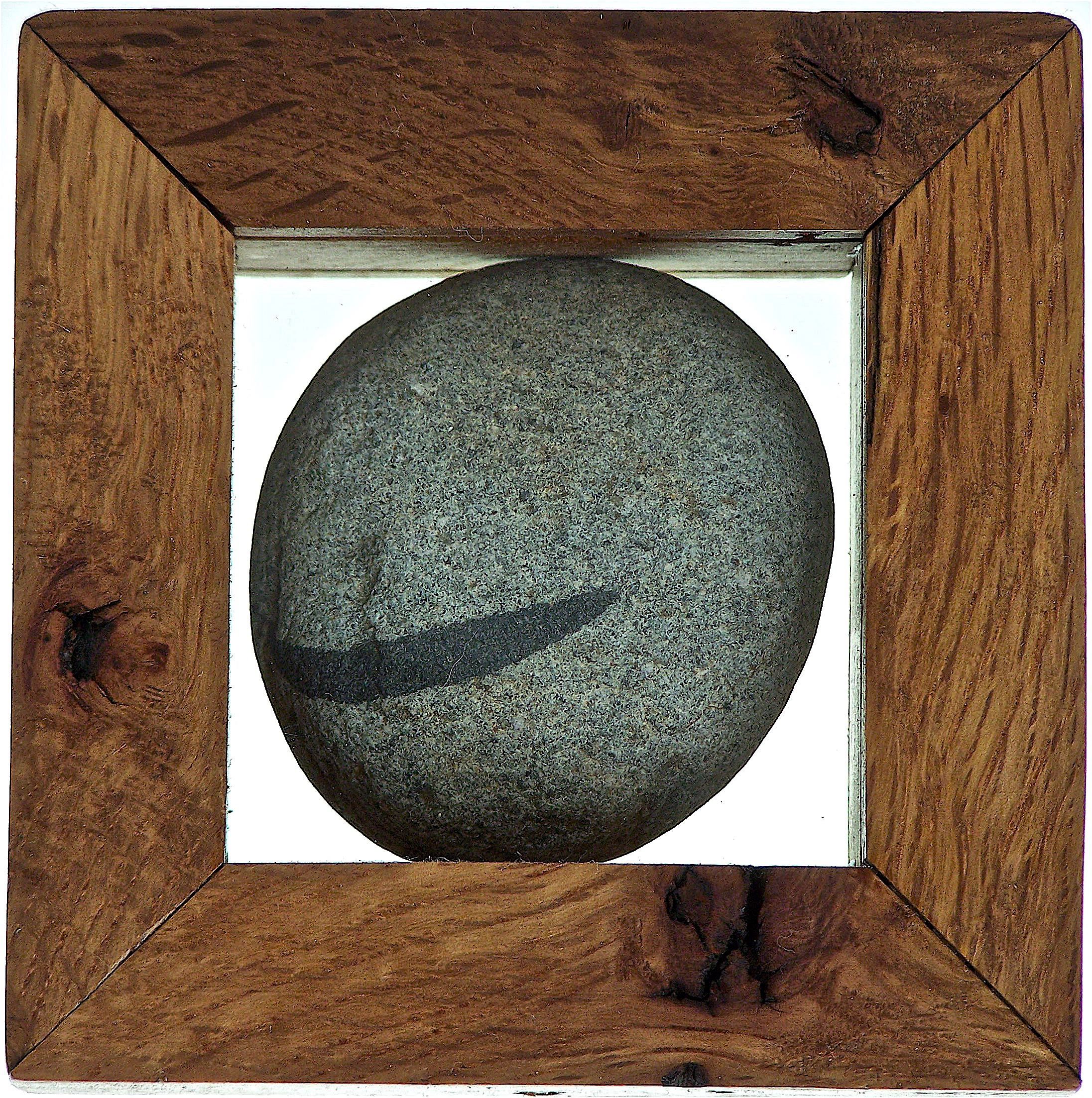 Smiling Rock Box Shop