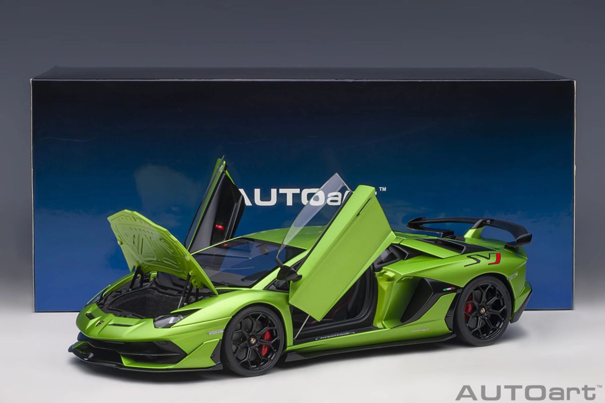 LAMBORGHINI AVENTADOR SVJ VERDE ALCEO MATTE GREEN COMPOSITE 1:18 BY ...