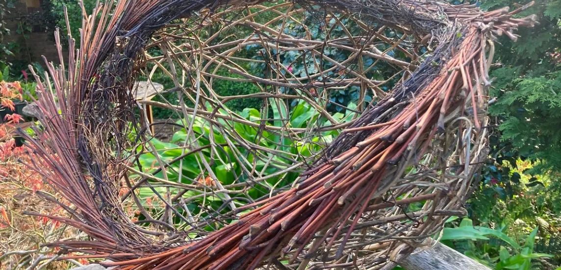 BASKETS FROM THE GARDEN-Random weave basketry workshop