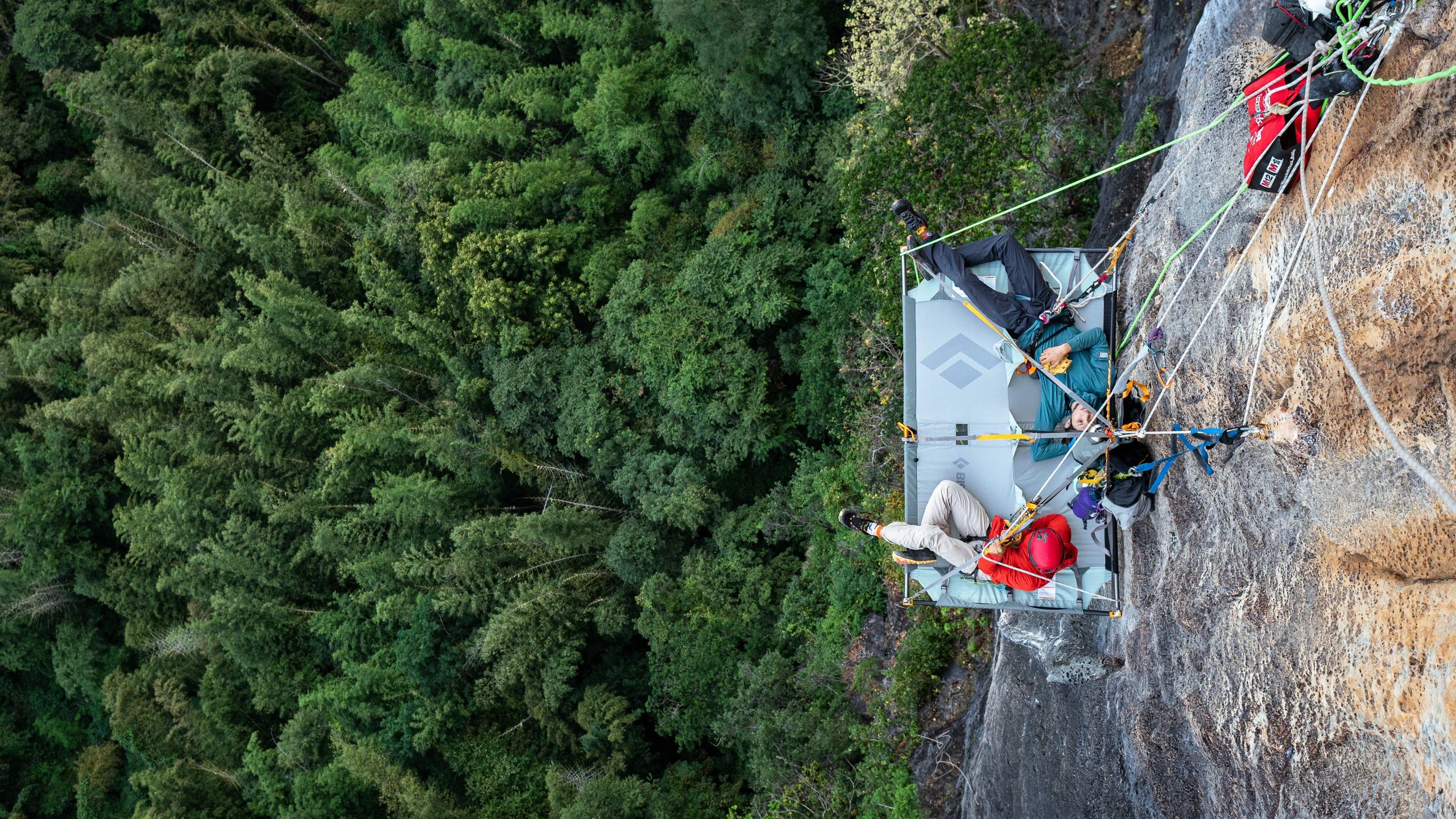 HOME [climbingdocumentary.com]