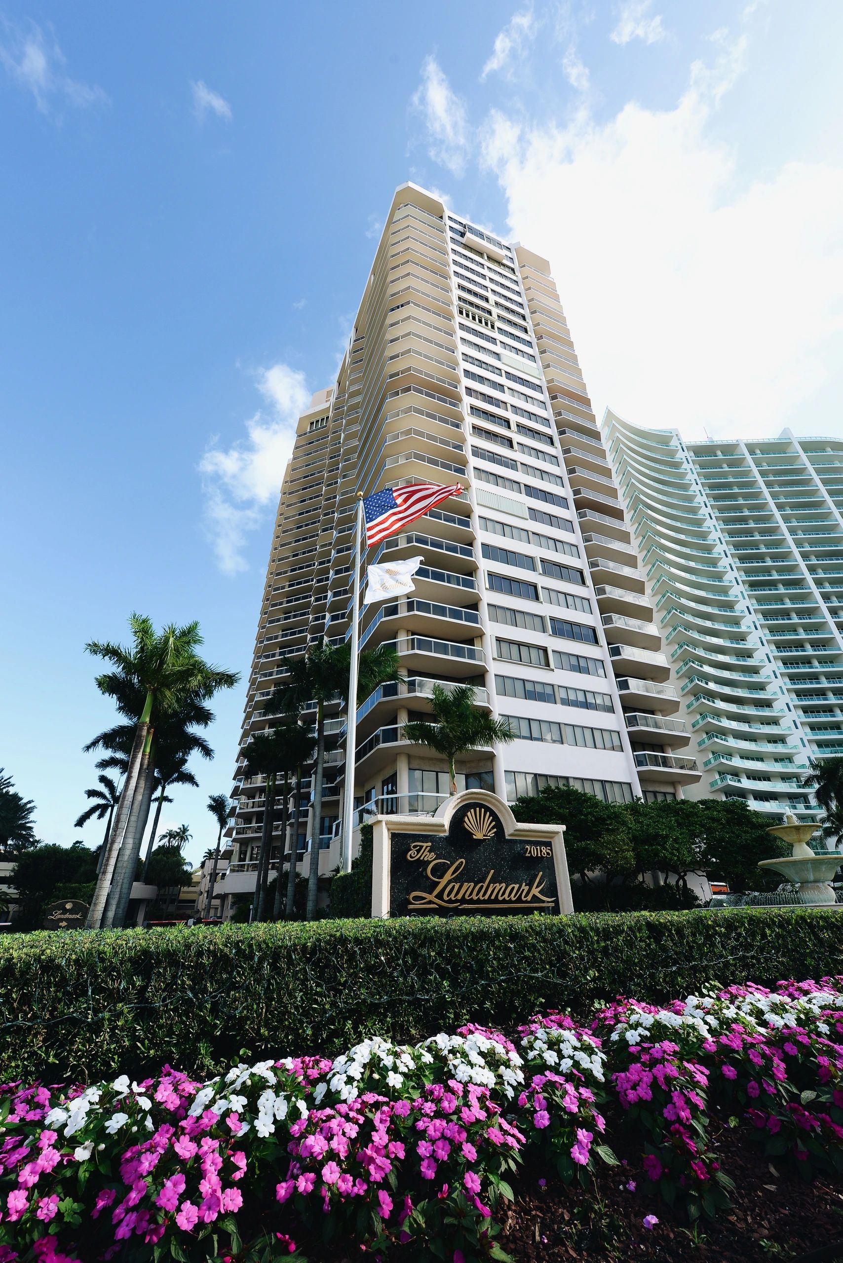 The Landmark Club Condominium