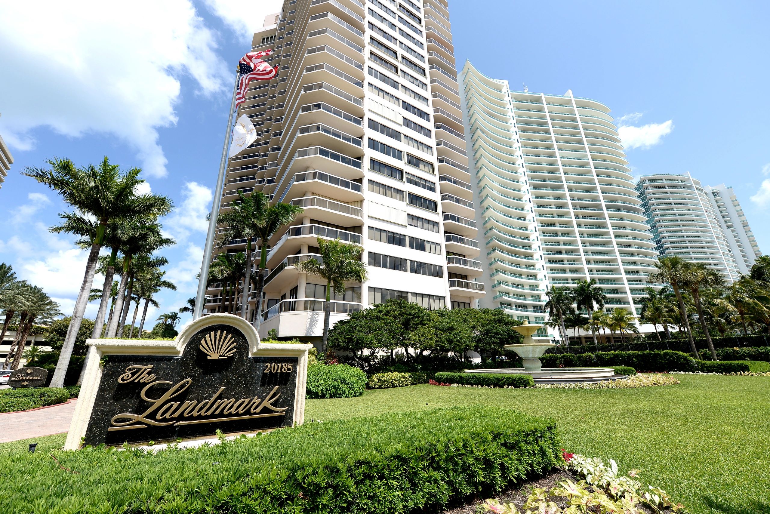 The Landmark Club Condominium