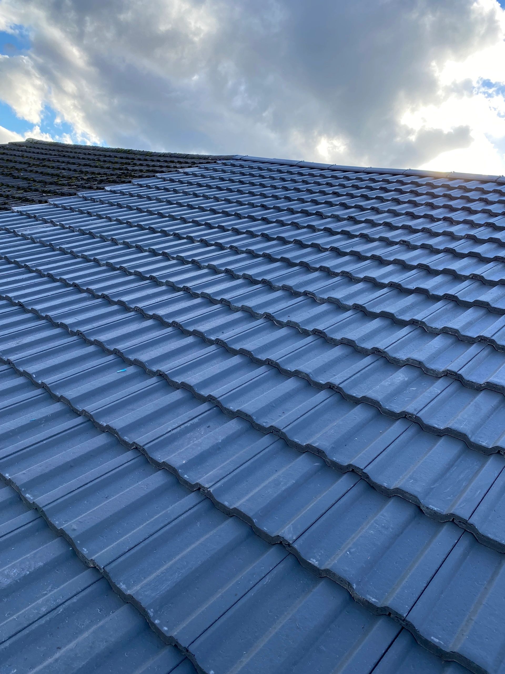 jjmroofingservices.com