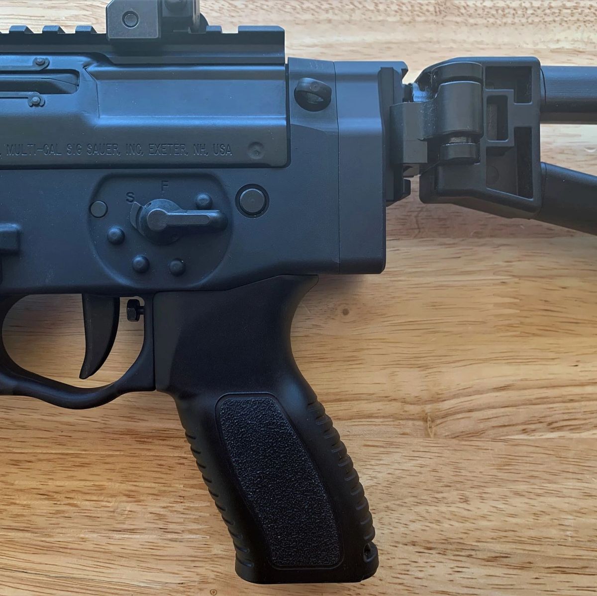 SIG 556 or 522 to PIC Rail Fixed Stock Adapter