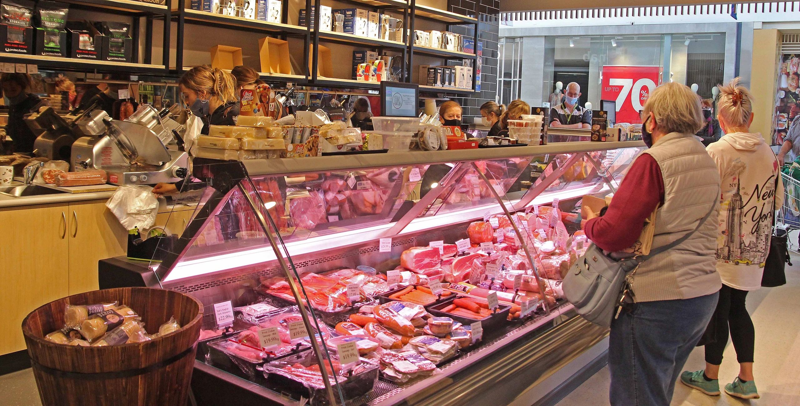 Gourmet Grocery Store: Find the Finest Deli Products at Platters & More