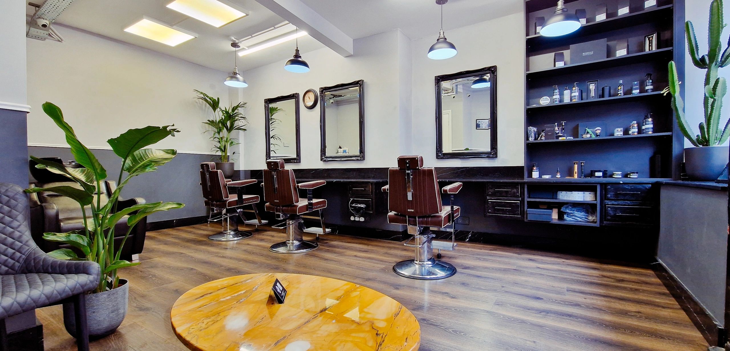 Home [www.russellsbarbers.co.uk]