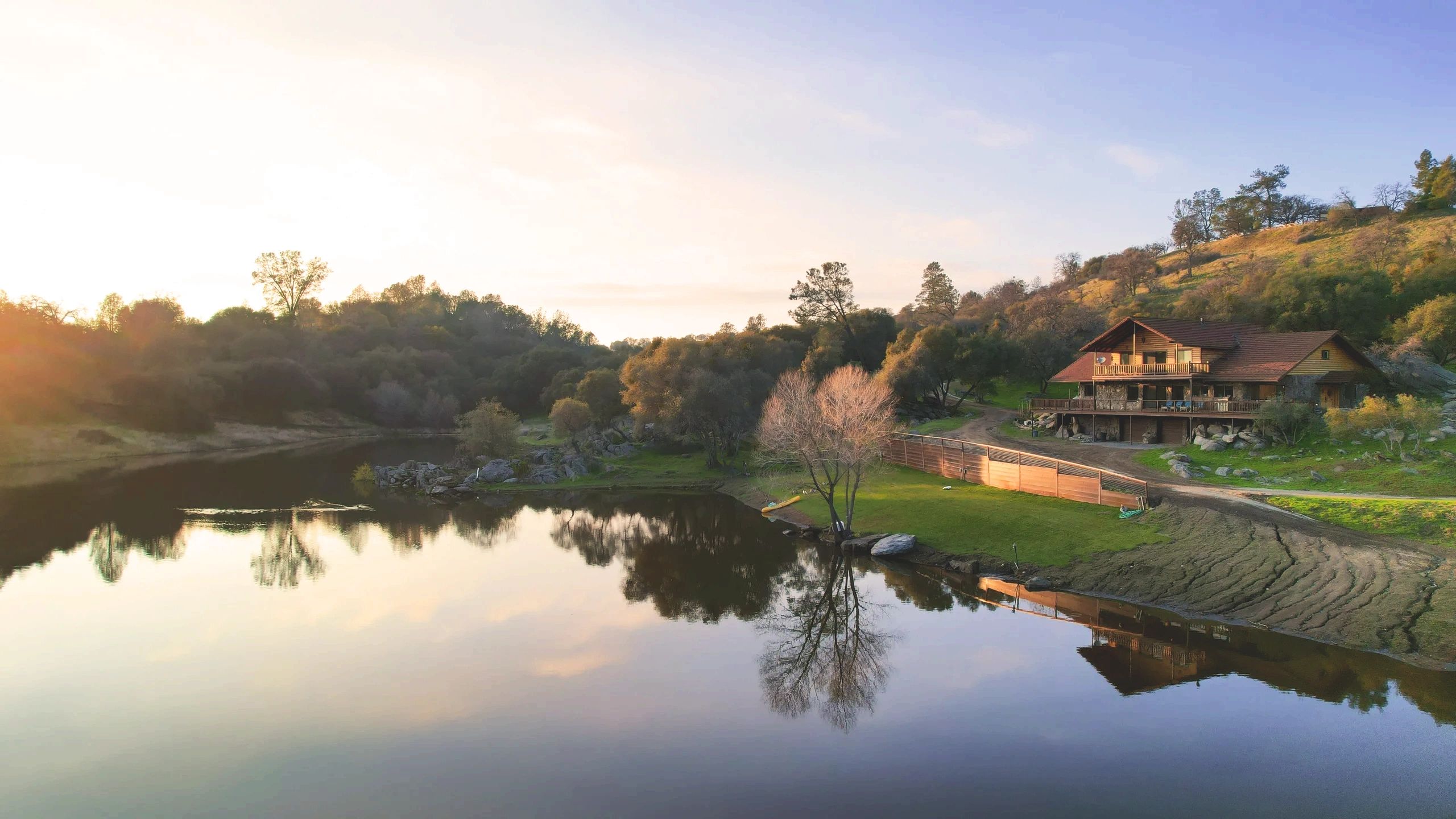 Private Lake Vacation Home at Diamond Lake Ranch