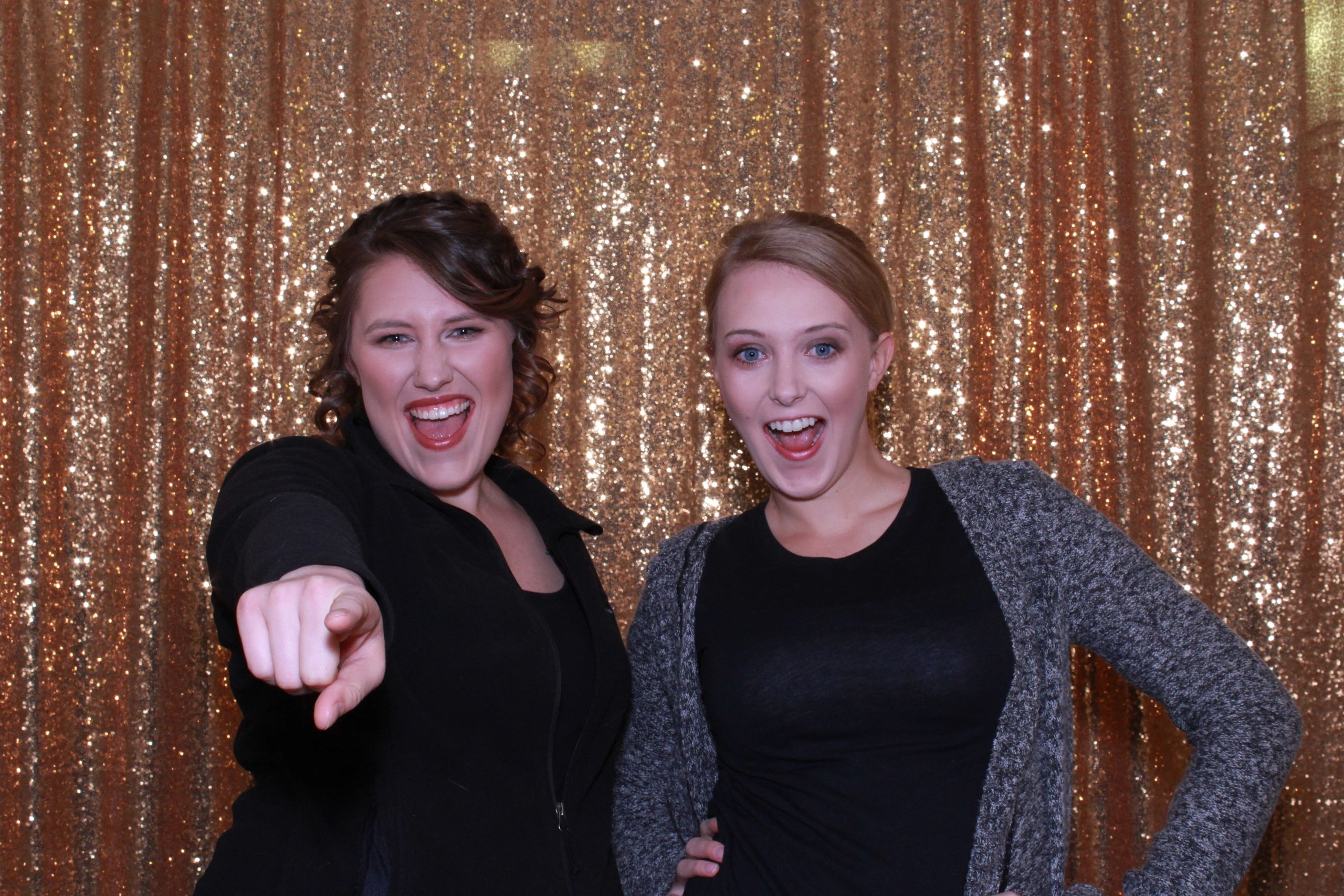 Grape Snaps Photobooth - Photo Booth - Estherville, Iowa