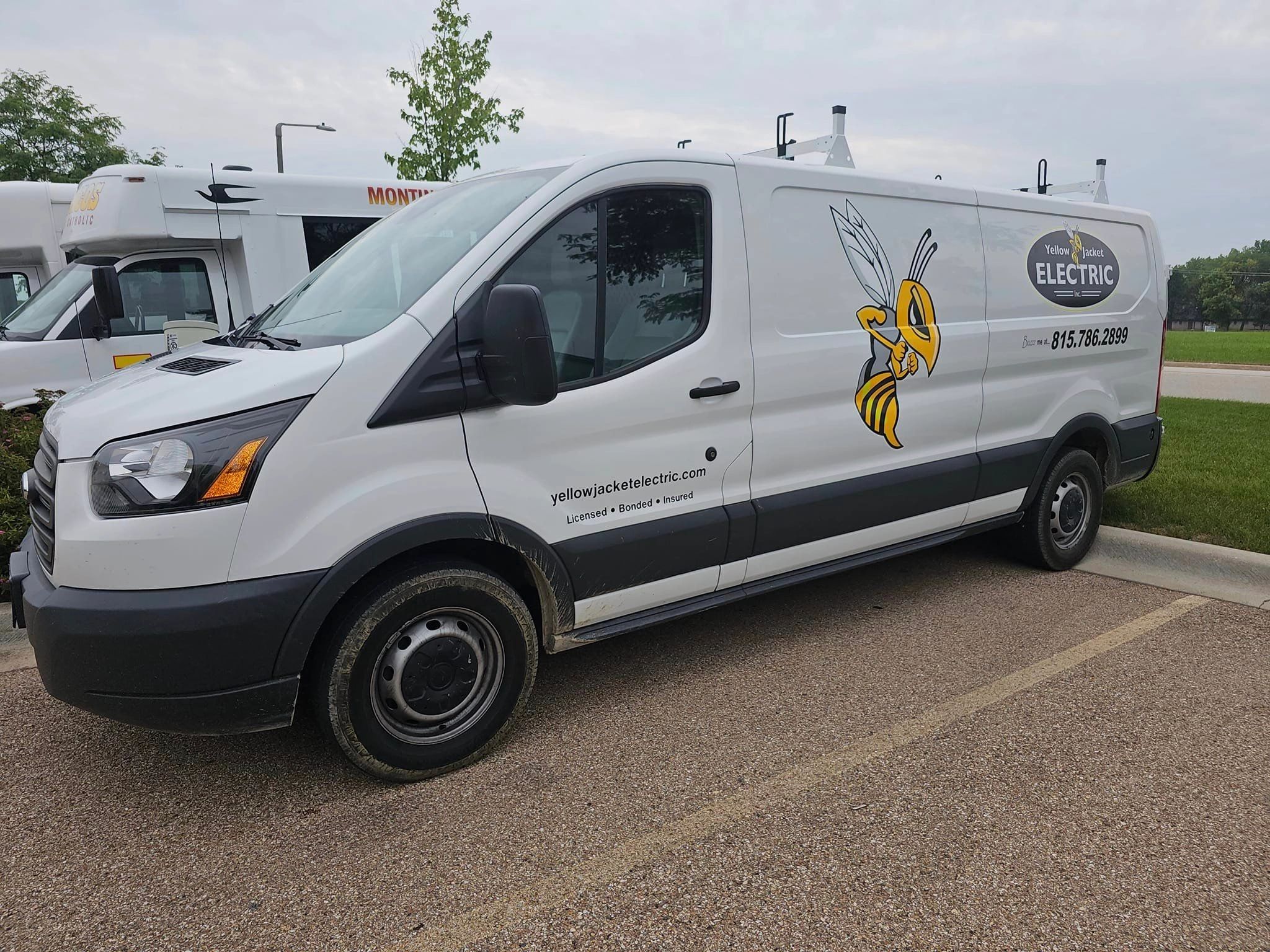 Yellow Jacket Electric Inc. - Electrician - Somonauk, Illinois